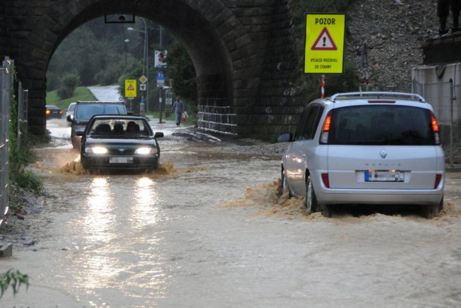 Na Slovensku hrozia POVODNE! V ktorých okresoch… | Dnes24.sk